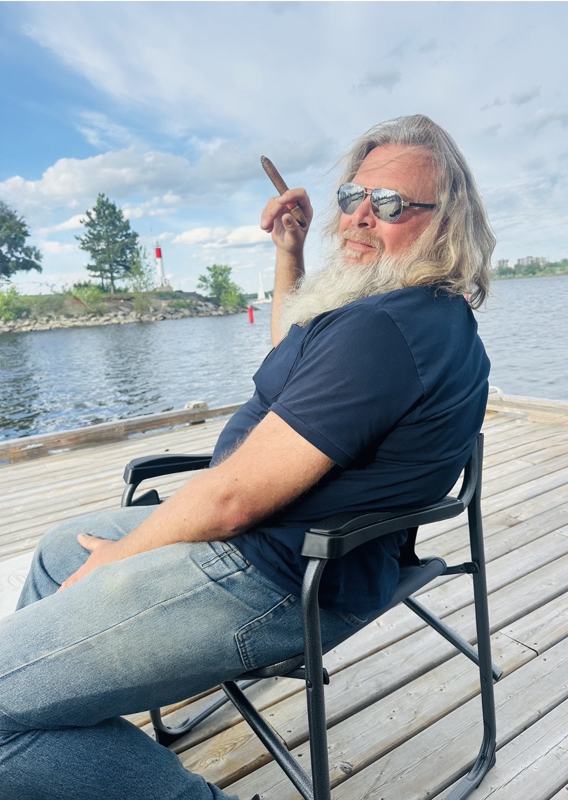 In Loving Memory of Douglas Henry Vandervelde - Nepean Sailing Club